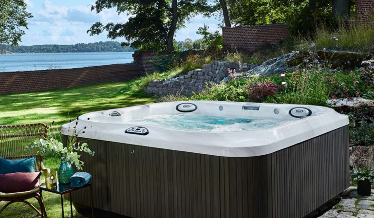 A história da Jacuzzi - Equipágua